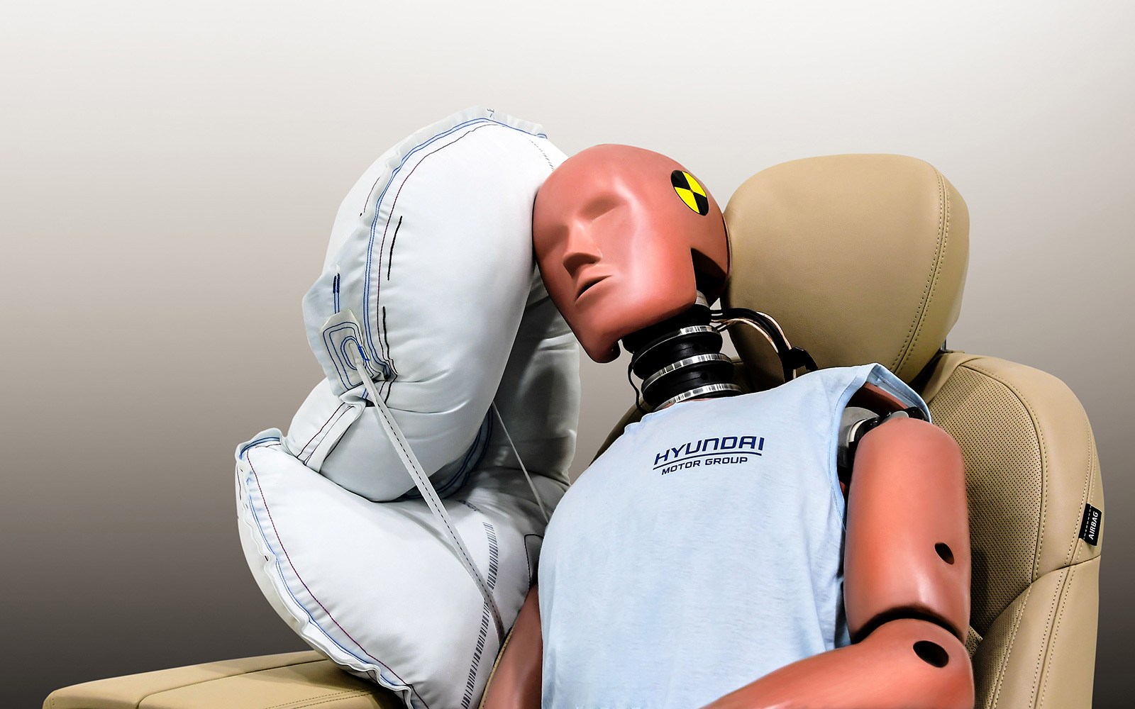 Un nuevo airbag lateral central - Taller Actual